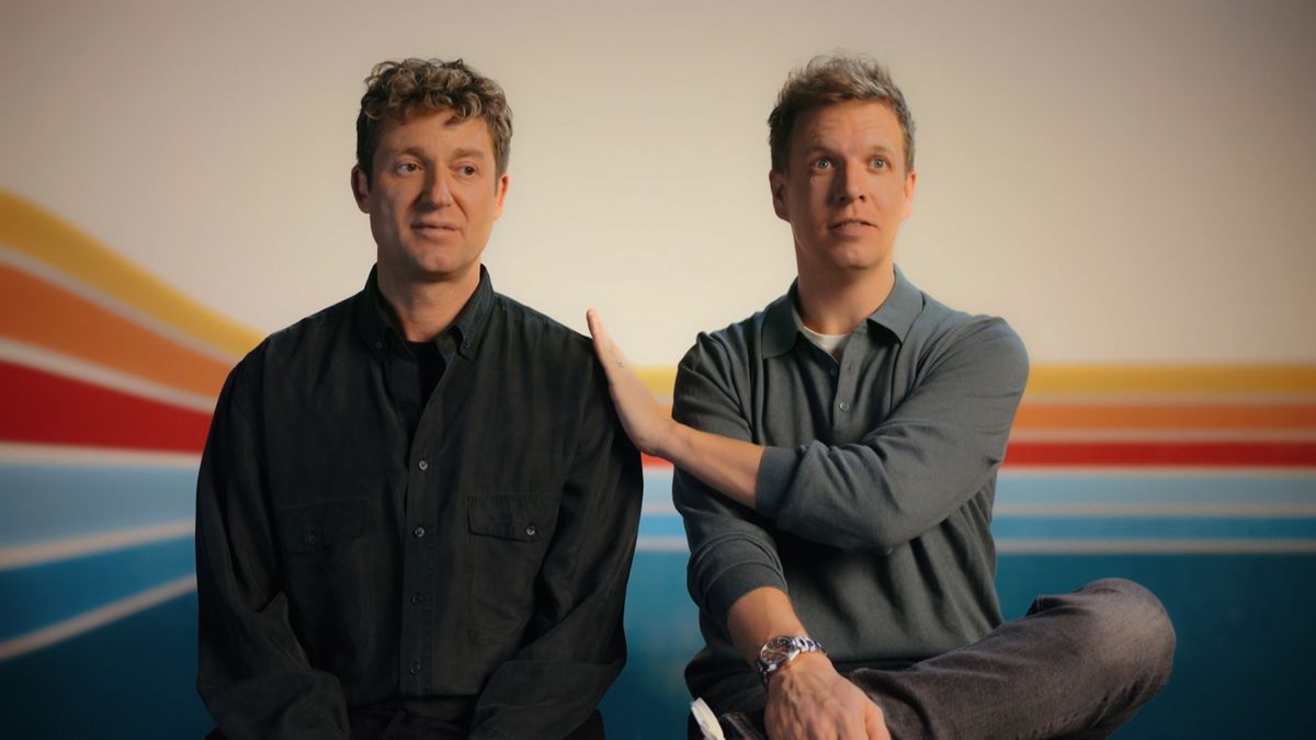 Jani en James helpen Goele om haar haar te wassen: "Thuiszorg is ook ...
